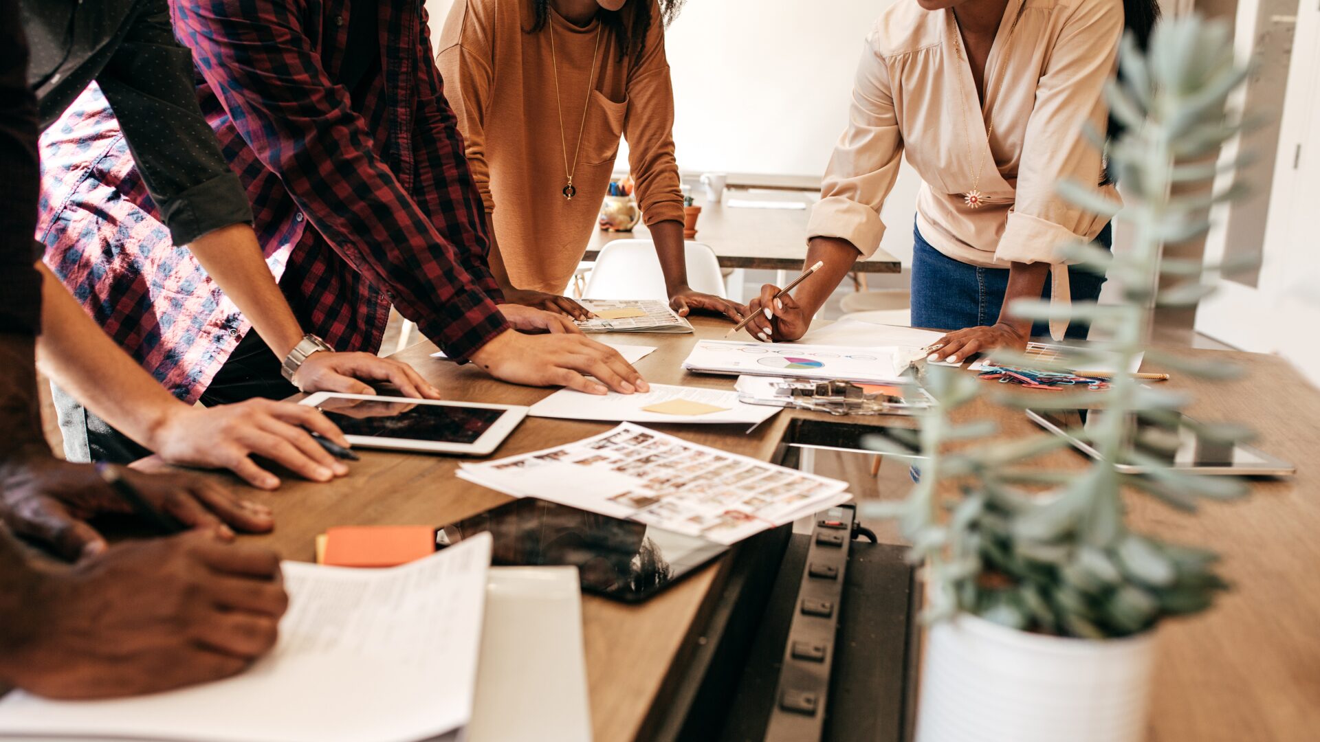 Sales Audit & Other Support Services - Why Resonate